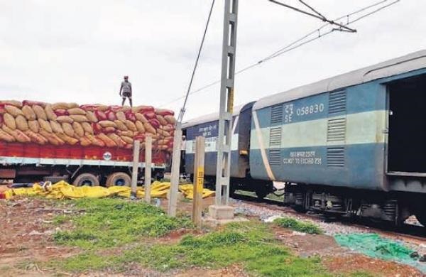 Special Parcel Train to Bangladesh: Railways to focus on customized ...